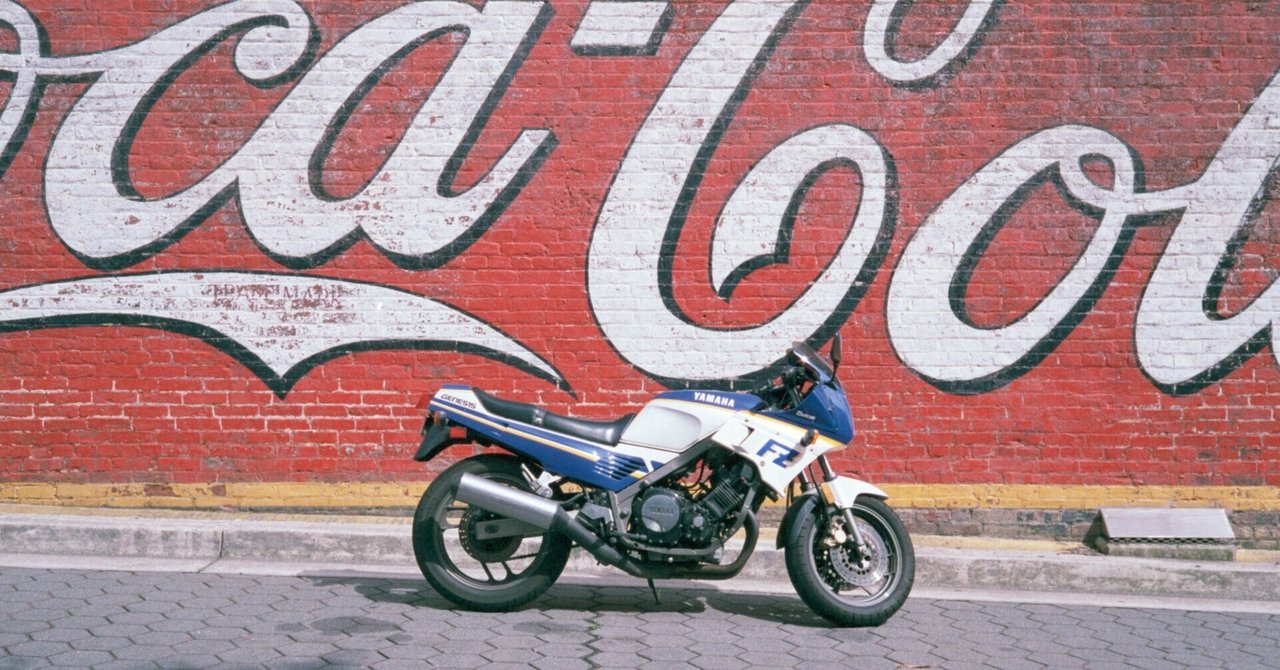YAMAHA FZ700 ＜Rollei 35S＞｜MOJA MOJA