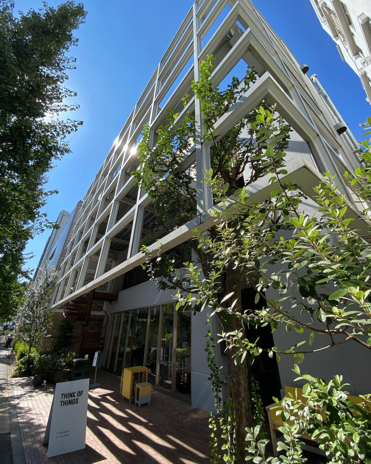 東京建築巡り〜コクヨ直営の都会のオアシス的なショップ&カフェ｜東京の建築&アート巡りオタク@tanrock｜note