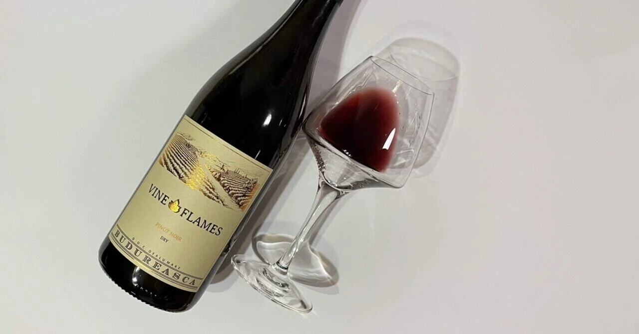 【Wine ワイン】Vine in Flames Pinot Noir 2018｜エイト/走るワイン愛好家