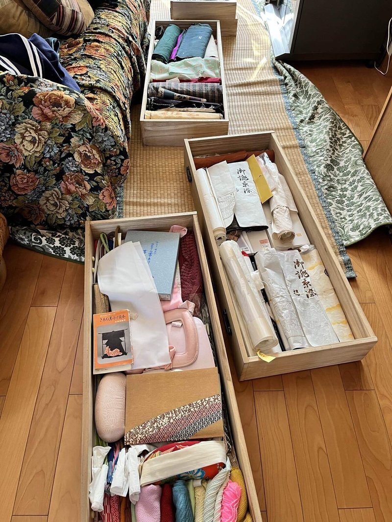 実家へ#11 母の桐箪笥のお引越し｜Toko Kondo｜note