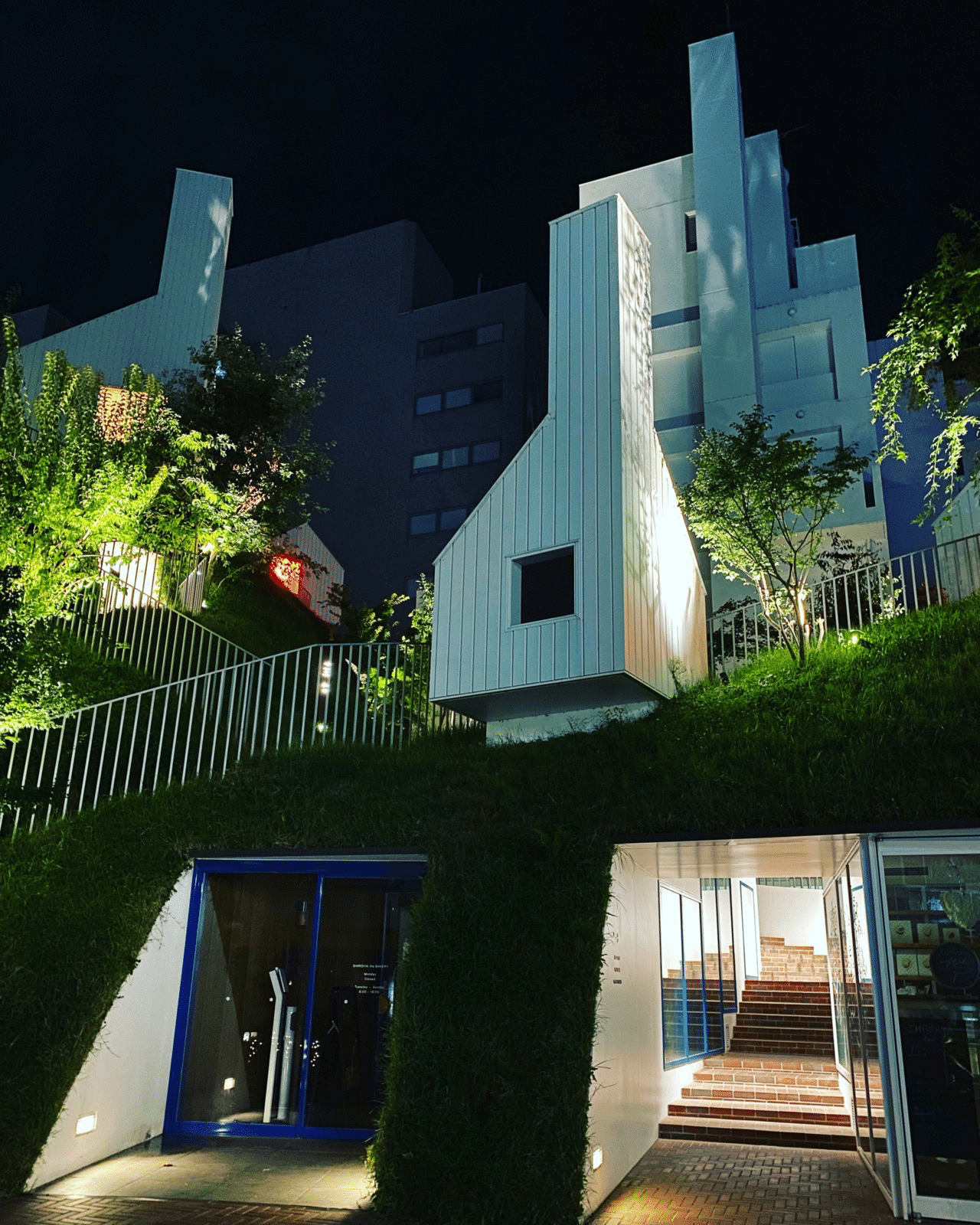 建築巡り〜泊まれる美術館のようなホテル ｜東京の建築&アート巡りオタク@tanrock｜note