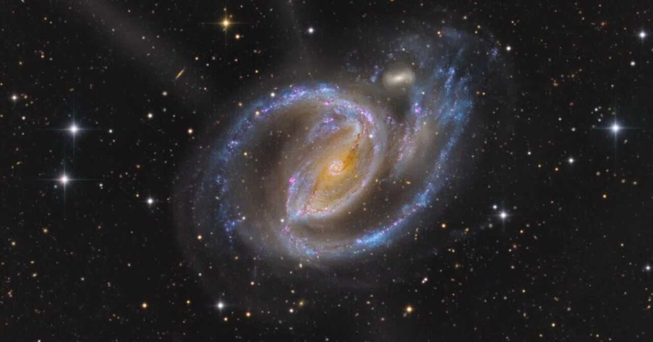 【Astronomy Picture of the Day】In the Arms of NGC 1097, 2022.11.17｜岩澤康一｜note
