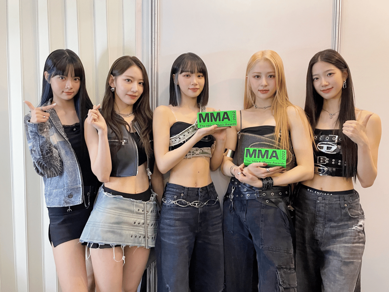 MMA2022、LESSERAFIMのパフォーマンス👏 彼女達が積み重ねて来た全てがパーン！と花開き、各々のエネルギーが凝縮されてた… 各々、素晴らしい個性があるけれど、全員のエネルギーが ...