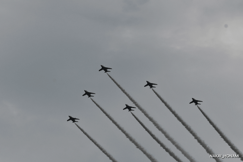 愛知県県政150年記念日にブルーインパルス展示飛行in岡崎｜honami nakai｜note