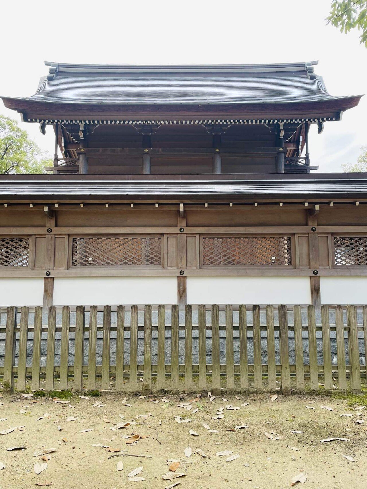 今日は寒い中、生まれ育った地の神社へ、詣で納めしてきました。 一年の感謝の気持ちを伝えたら……先日noteで紹介した、新しいブレスレットが切れてしまいました😭 悪いことを除けてくれたか、何か ...