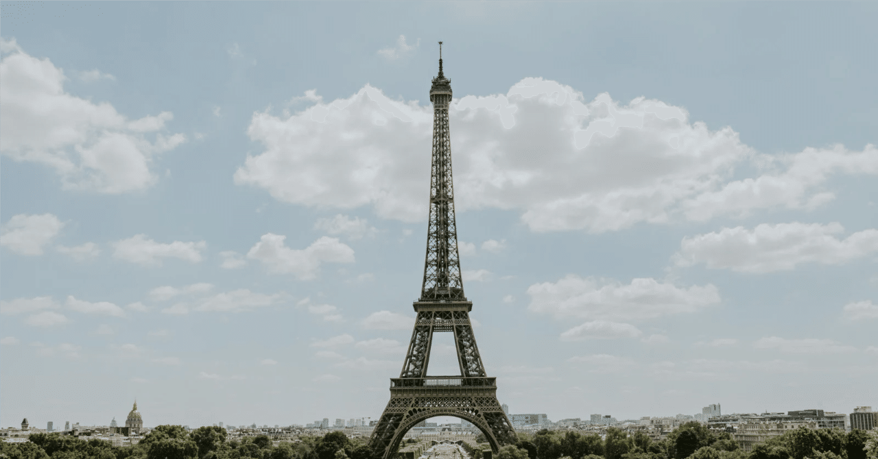 10万円のハイヒールで石畳をガンガン歩く｜MONA(MIZUKI)