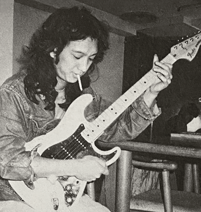 PINK CLOUD#1｜Charley Yang