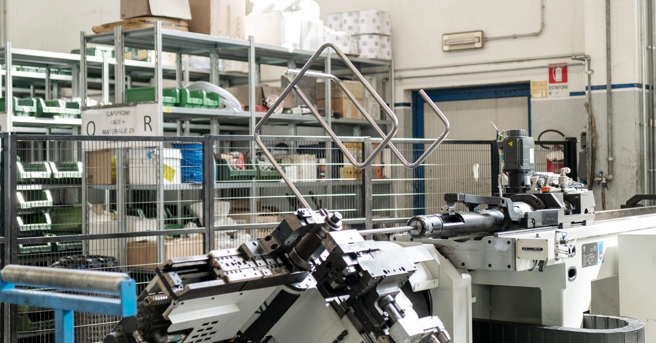 ferm LIVING Stories vol.54 レベルサイドテーブルのお話｜KOZLIFE｜note