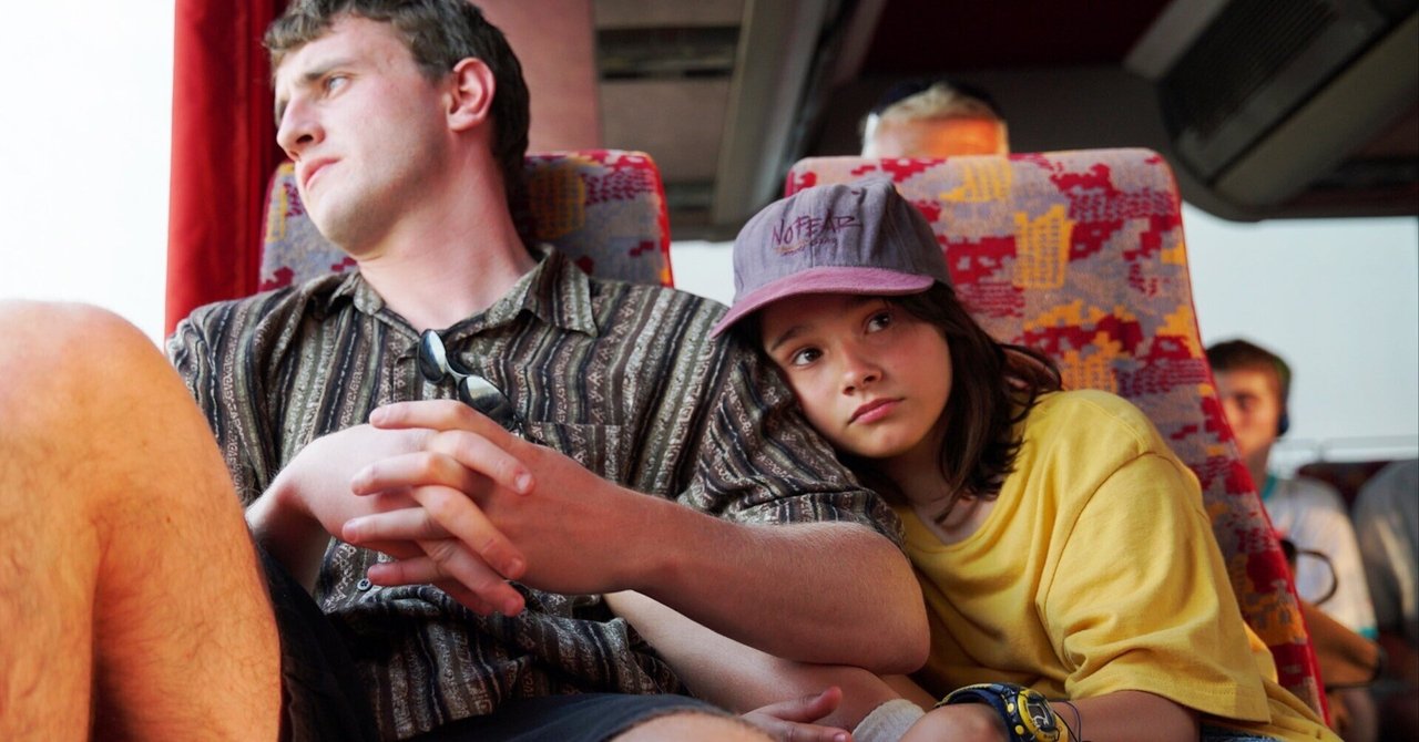 AFTERSUN / アフターサン（2023年5月26日劇場公開）｜eigadays