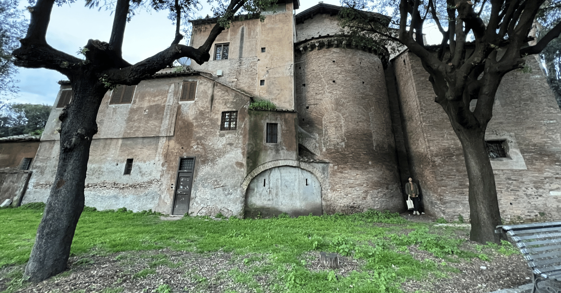 a different self｜note